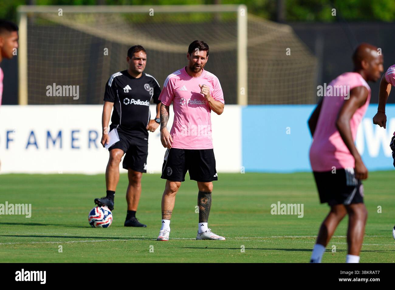 FORT LAUDERDALE, FL - JUNE 22: Lionel Messi (10) of Inter Miami CF ...