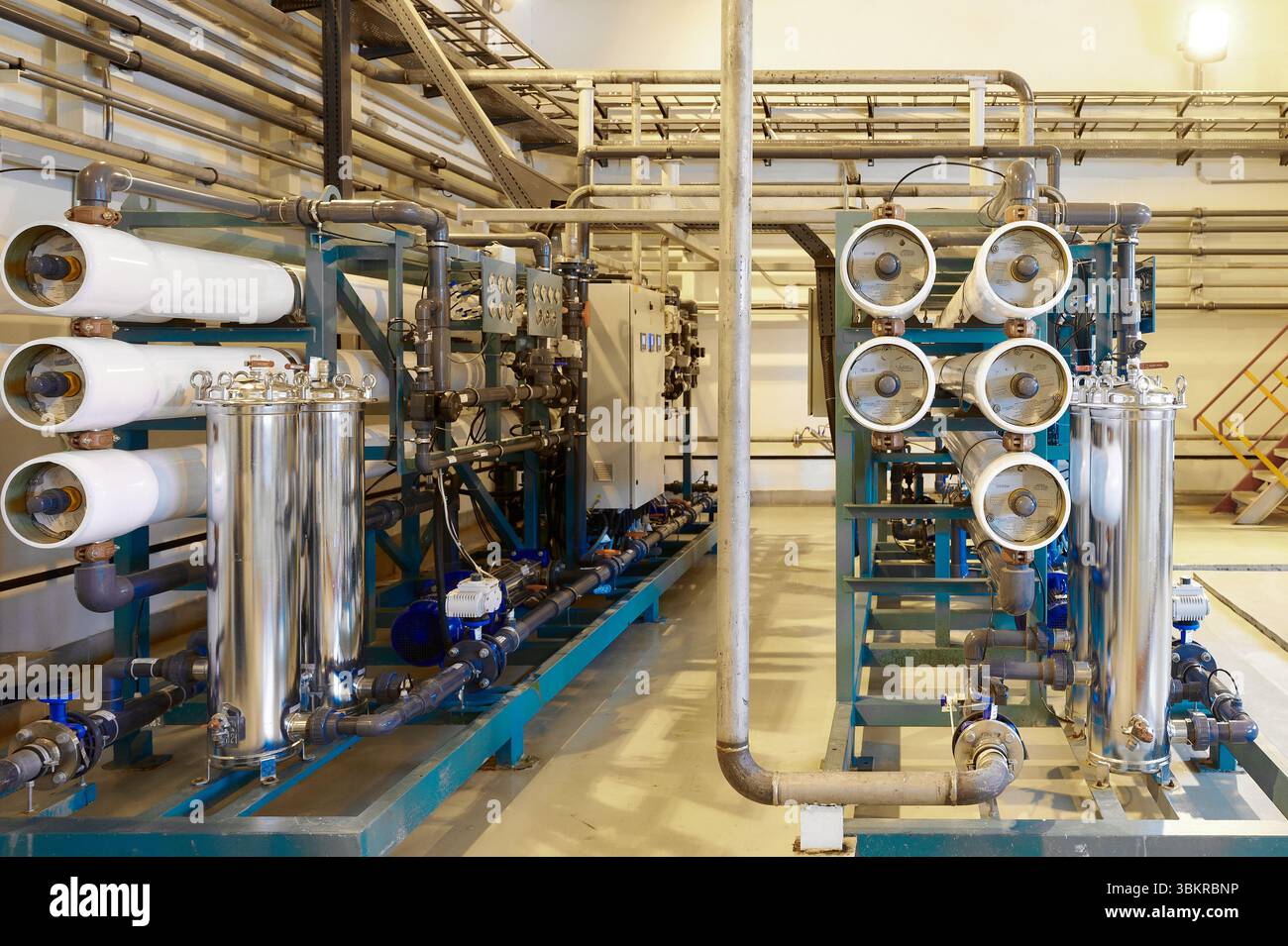 Modern industrial reverse osmosis water purification system operates ...
