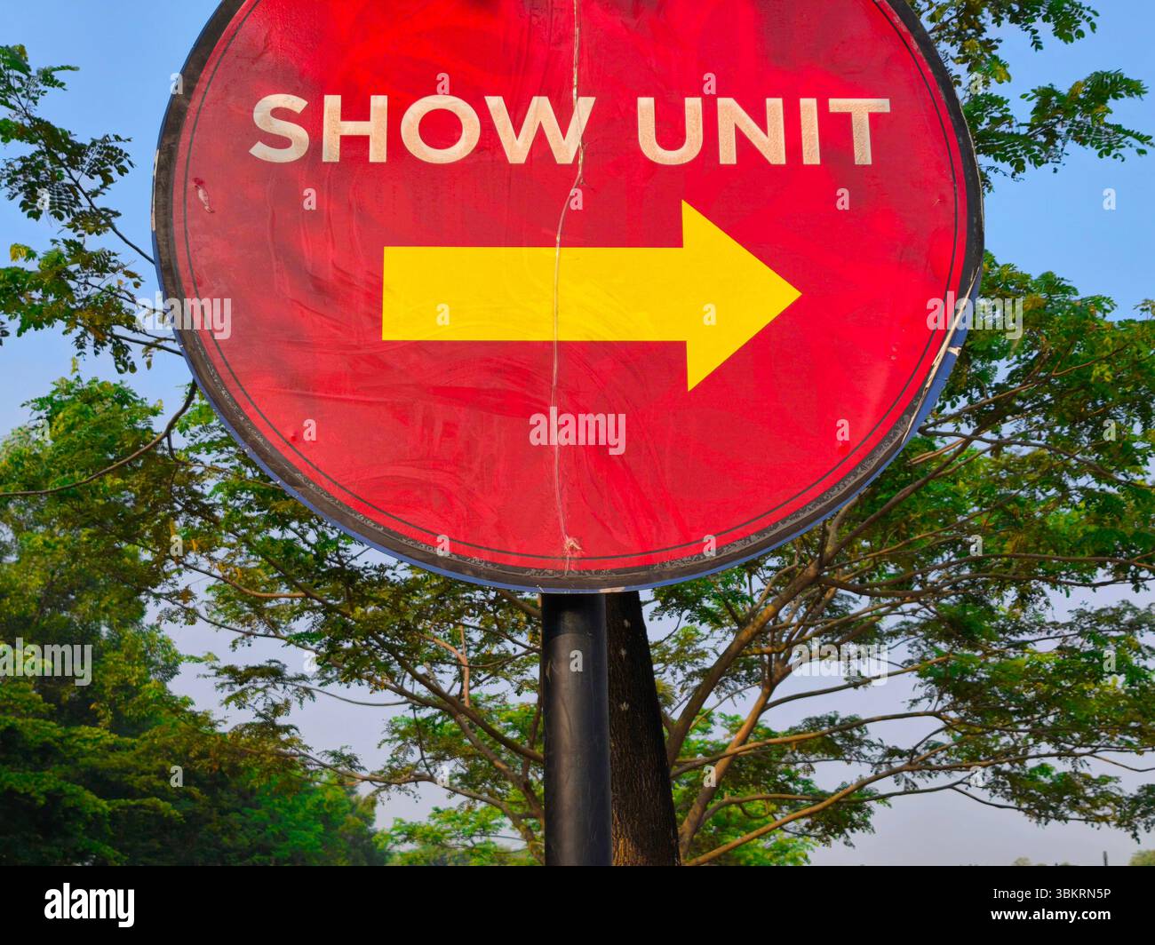 Show caution hi-res stock photography and images - Alamy