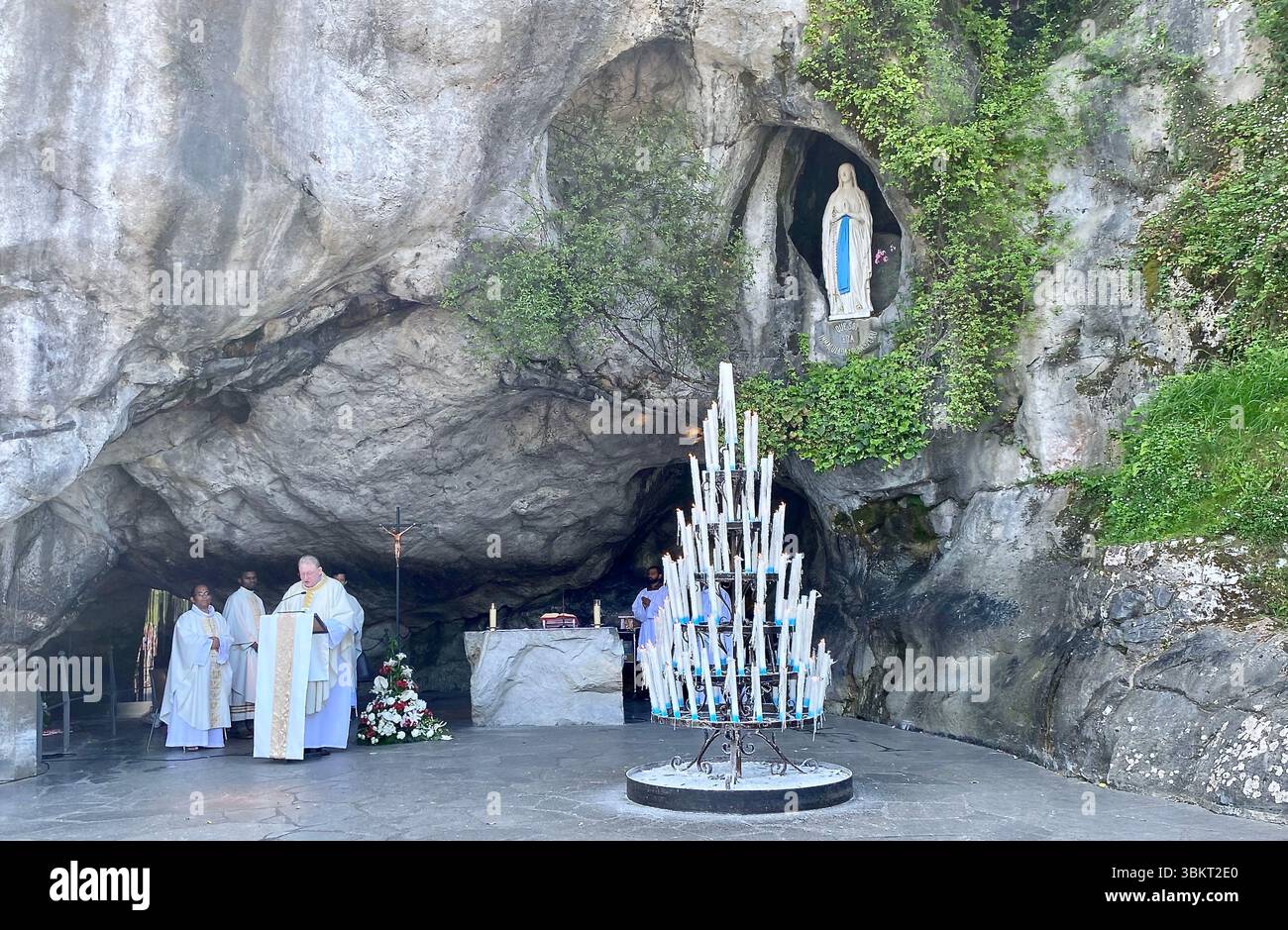 The sanctuary of Lourdes is one of the most-visited Catholic shrines in ...