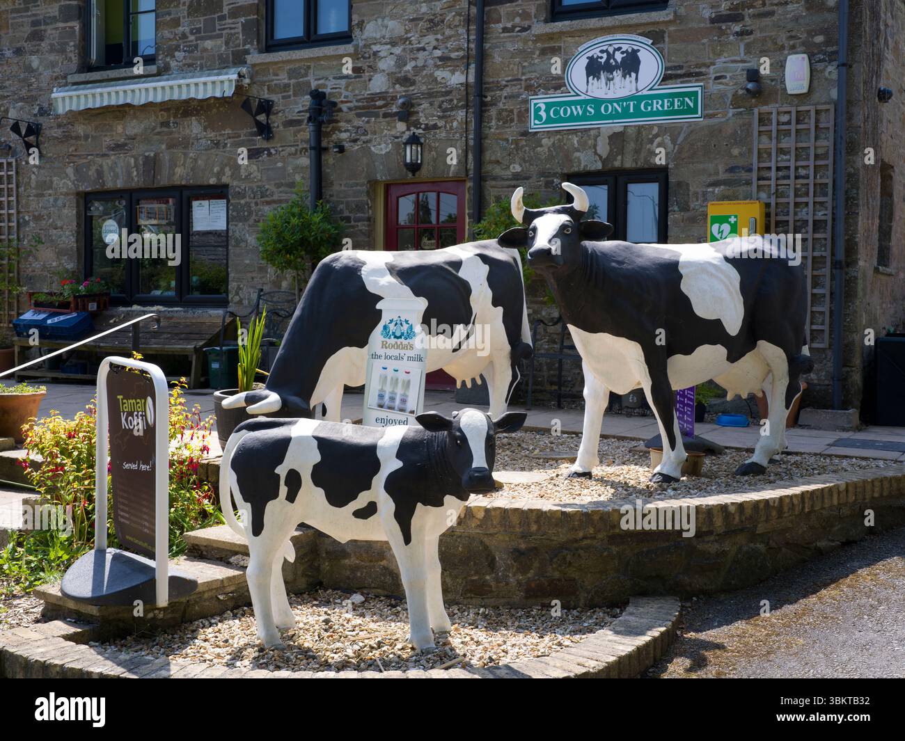 Polefant hi-res stock photography and images - Alamy