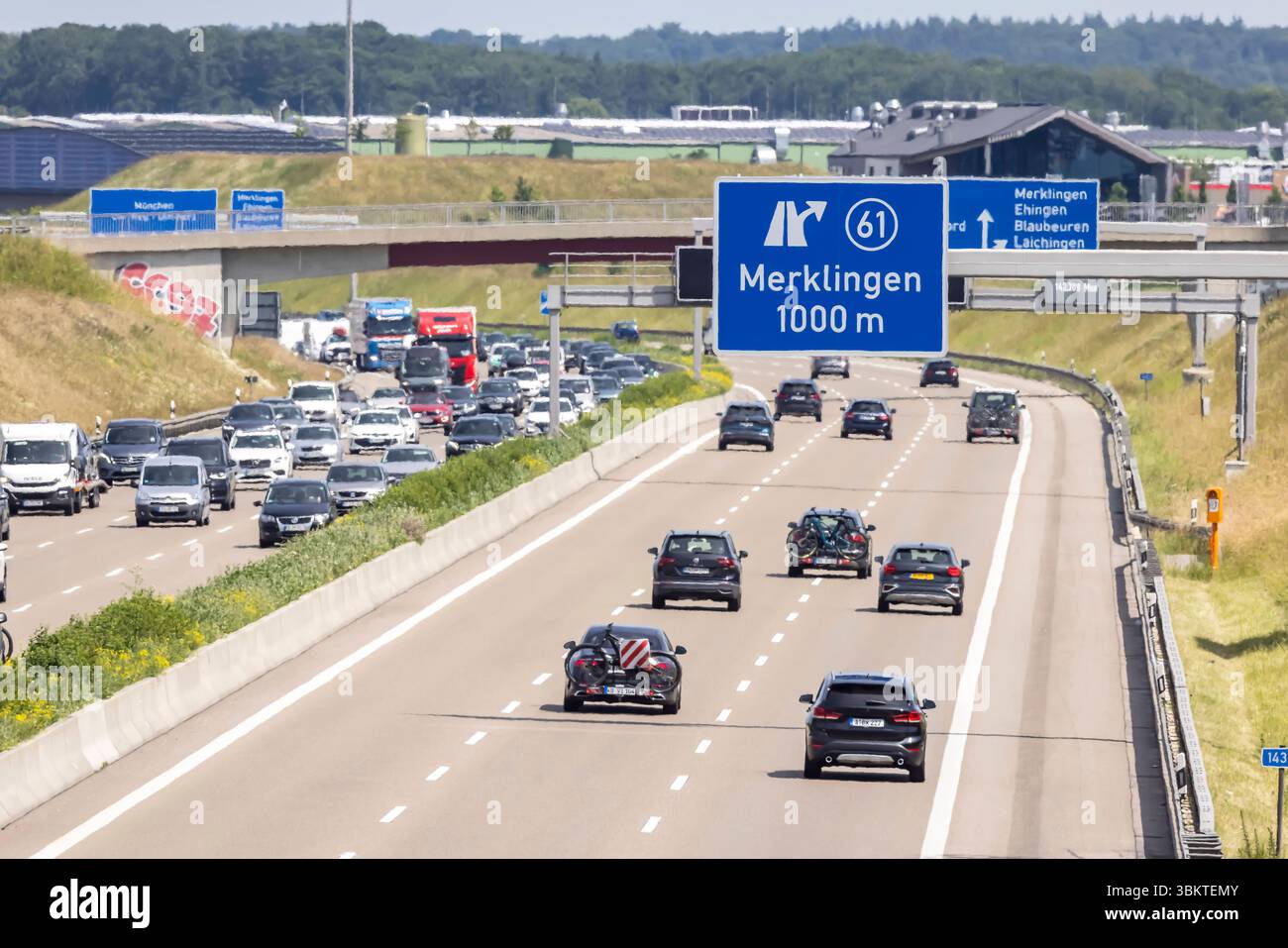 Autobahn A8 nahe der Anschlussstelle Merklingen. //21.05.2025 ...