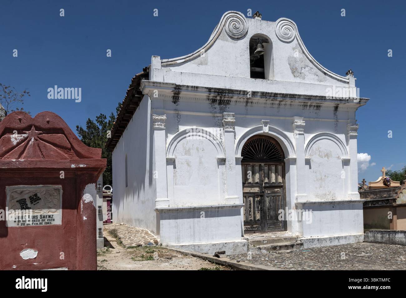 Catholic Church, Mayan & Catholic Cemetry Chichicastenango, Guatemala ...