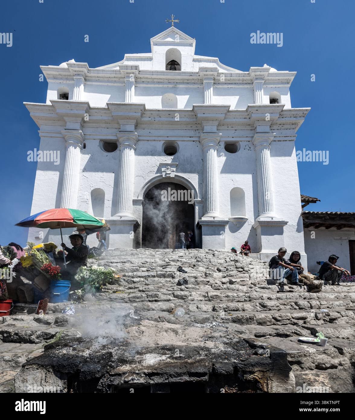 Mayan religious ritual altar in front of Cathoic Iglasia de Santo Tomas ...