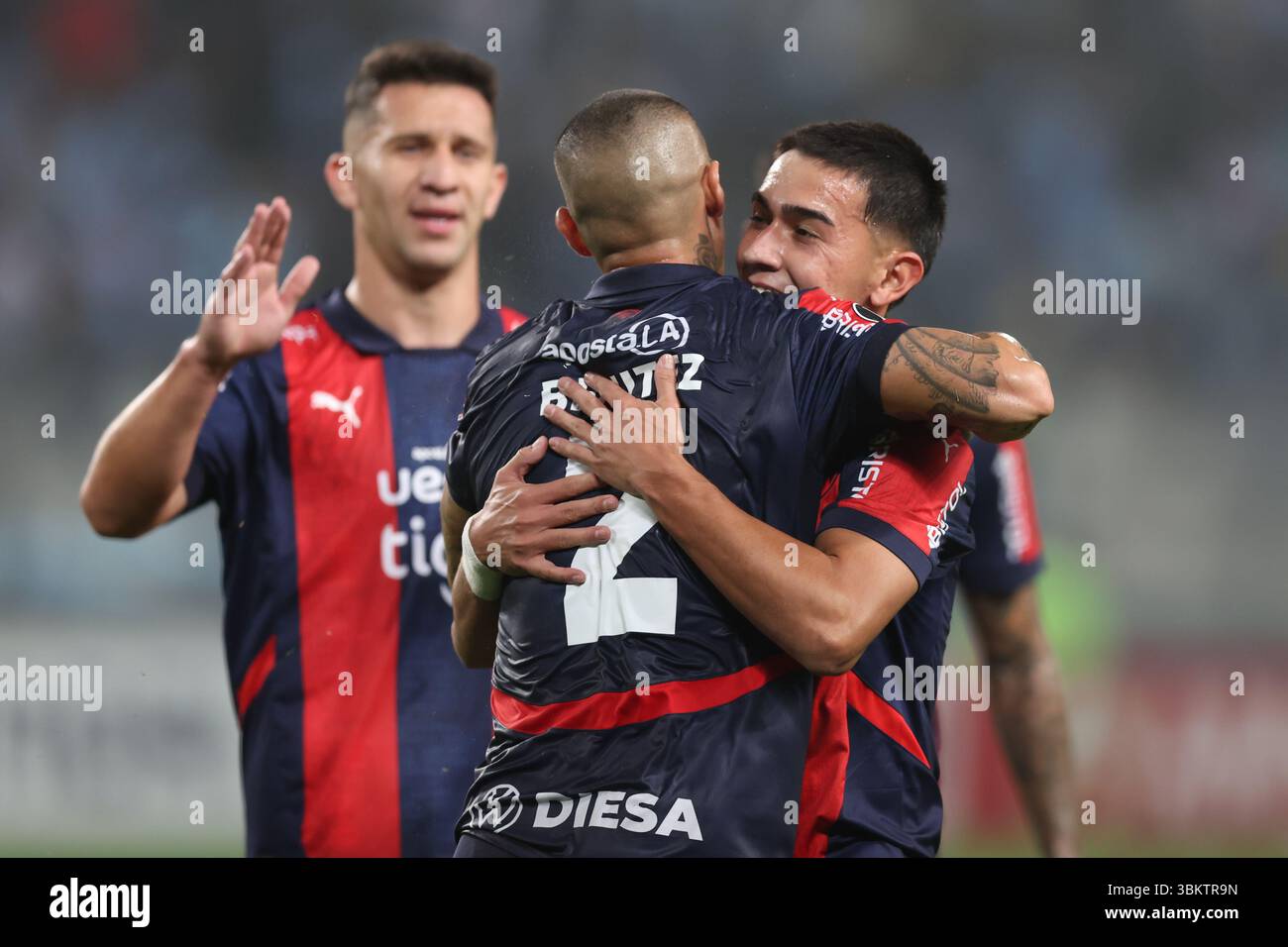 Gabriel Aguayo and Alan Benitez of Cerro Porteno during the CONMEBOL ...