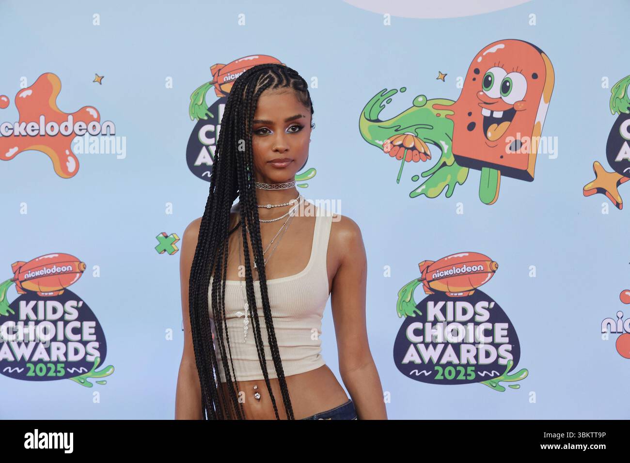 Images alamy hangar hi-res stock photography and images - Alamy