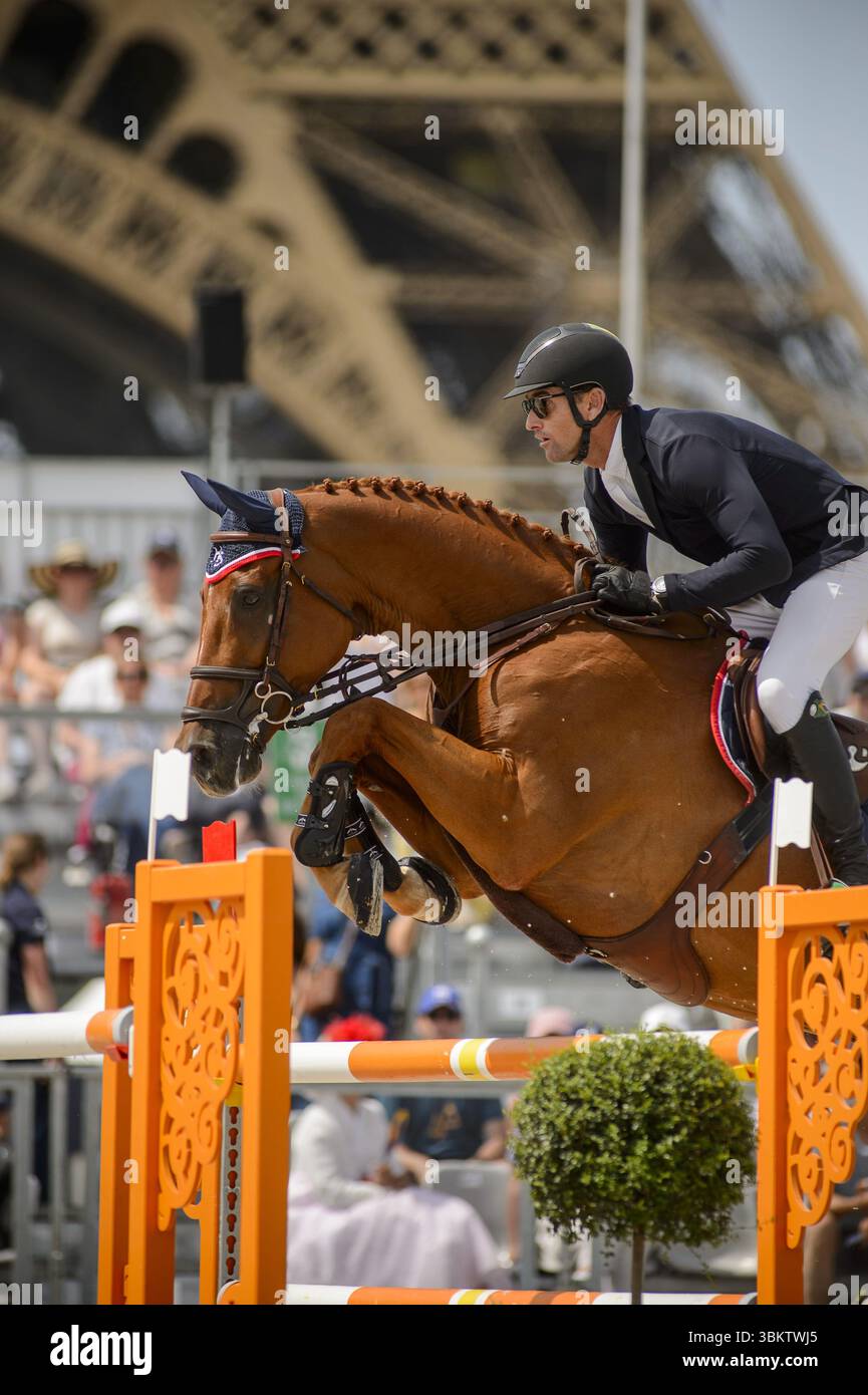 Eduardo MENEZES (Brazil) riding H5 Knockando during the 2025 Longines Paris Eiffel Jumping ...