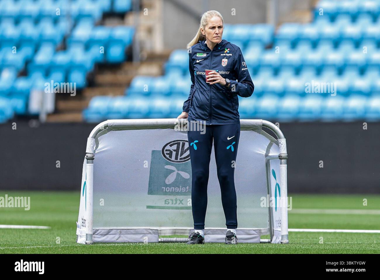 Oslo 20250623. National team coach Gemma Grainger during the women's ...