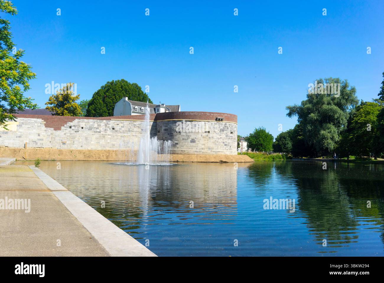 Maastricht university netherlands hi-res stock photography and images ...