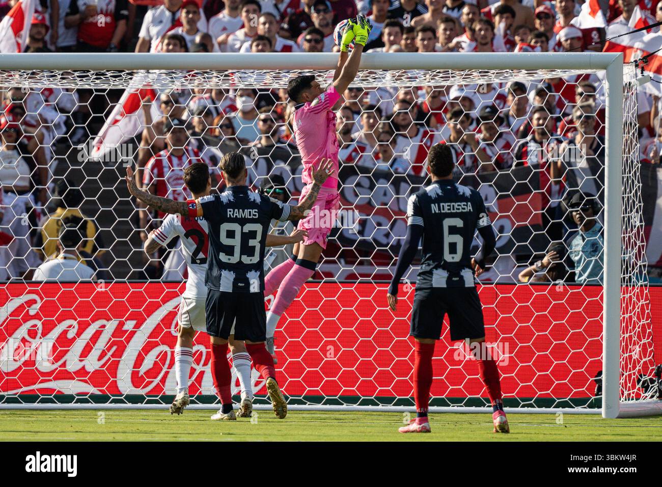 Monterrey goalkeeper Esteban Andrada (1) knocks out a corner kick out ...