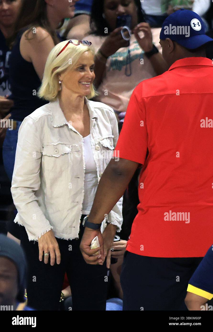 Washington, DC, USA. 22nd June, 2025. Kim Mulkey seen courtside at the ...