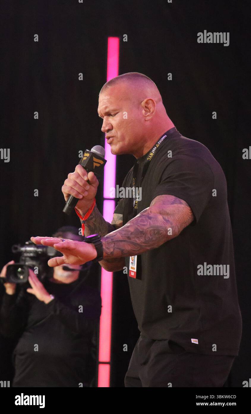 NEW YORK, NY - JUNE 21: Randy Orton at day 2 of Fanatics Fest NYC 2025 ...