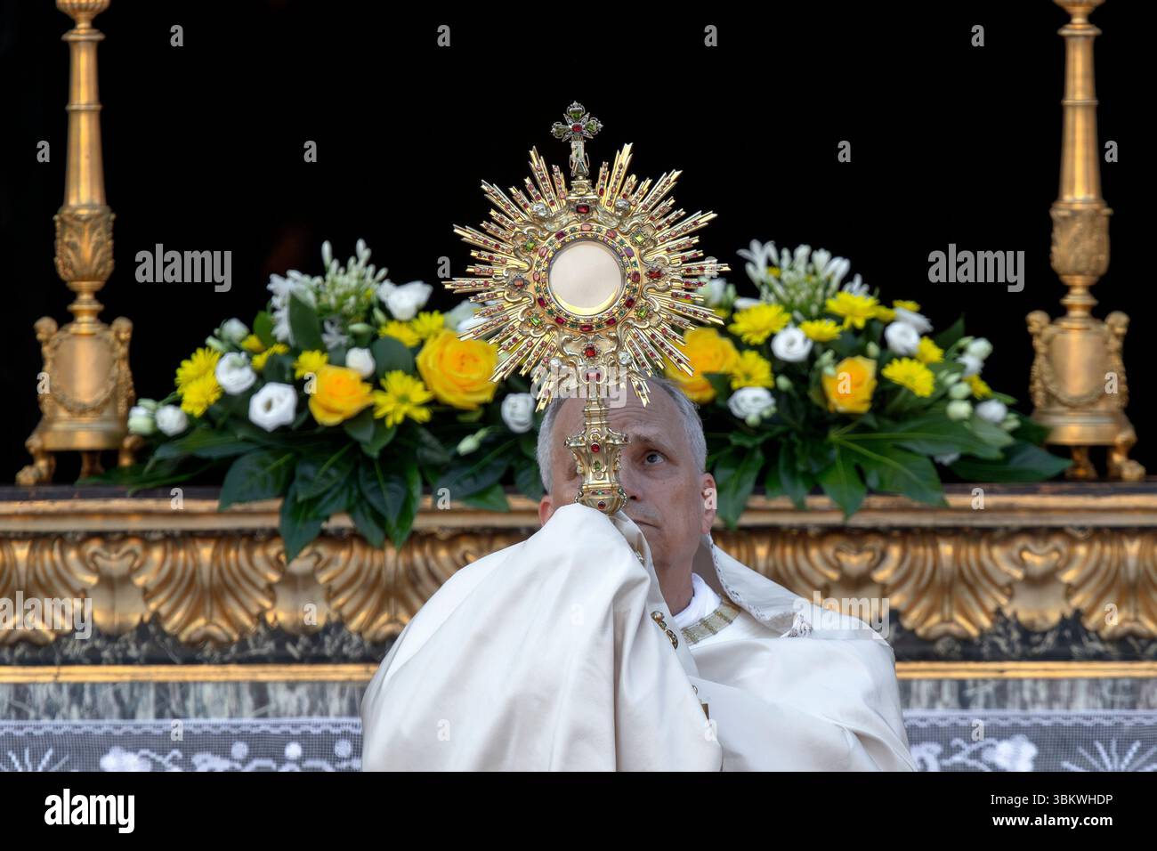 Saint John Lateran Basilica - Saint Mary Major Basilica, Rome , 22 June ...