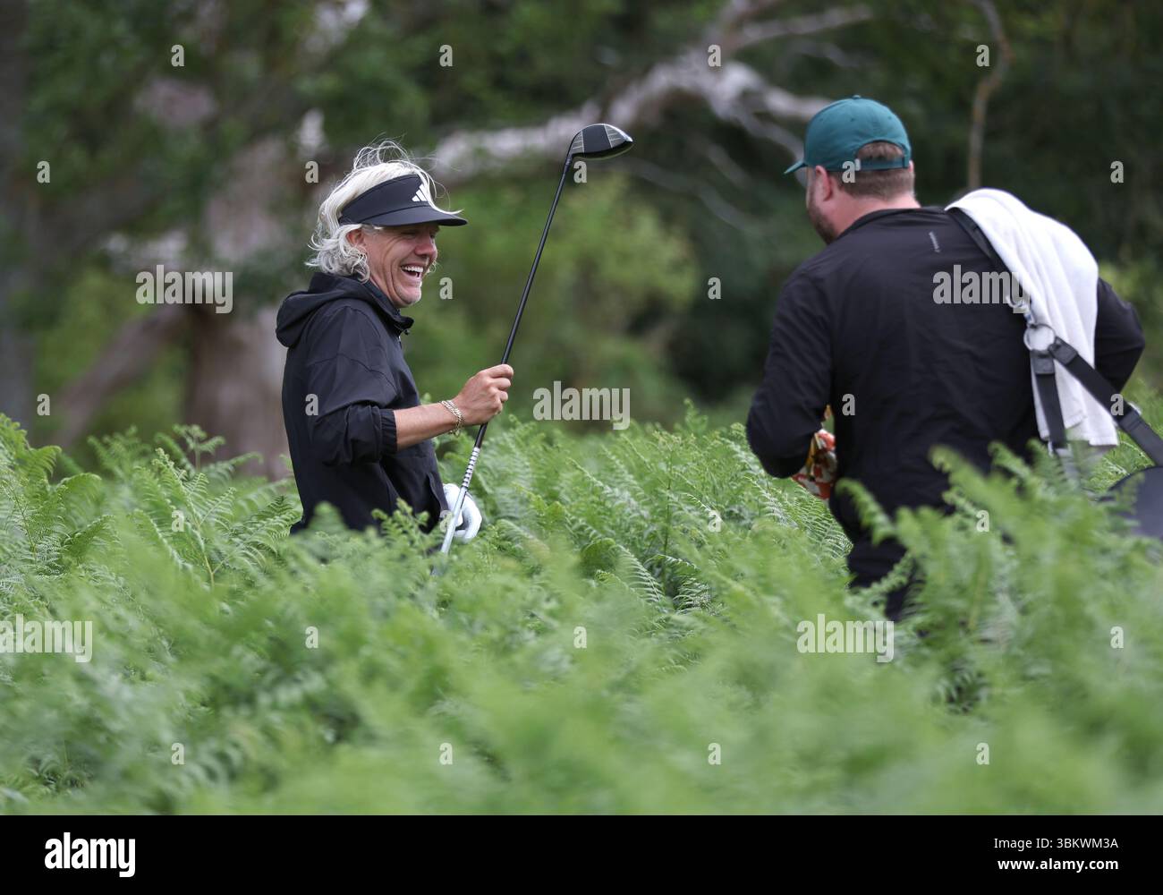 Former Premier League footballer Jimmy Bullard in the rough on the ...