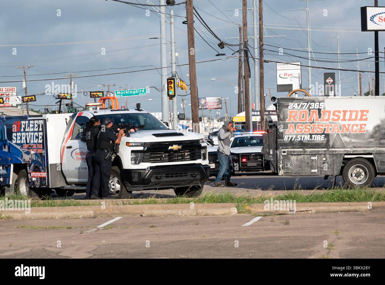 Dallas, Texas, USA. 23rd June, 2025. Dallas Police in a Standoff with a ...