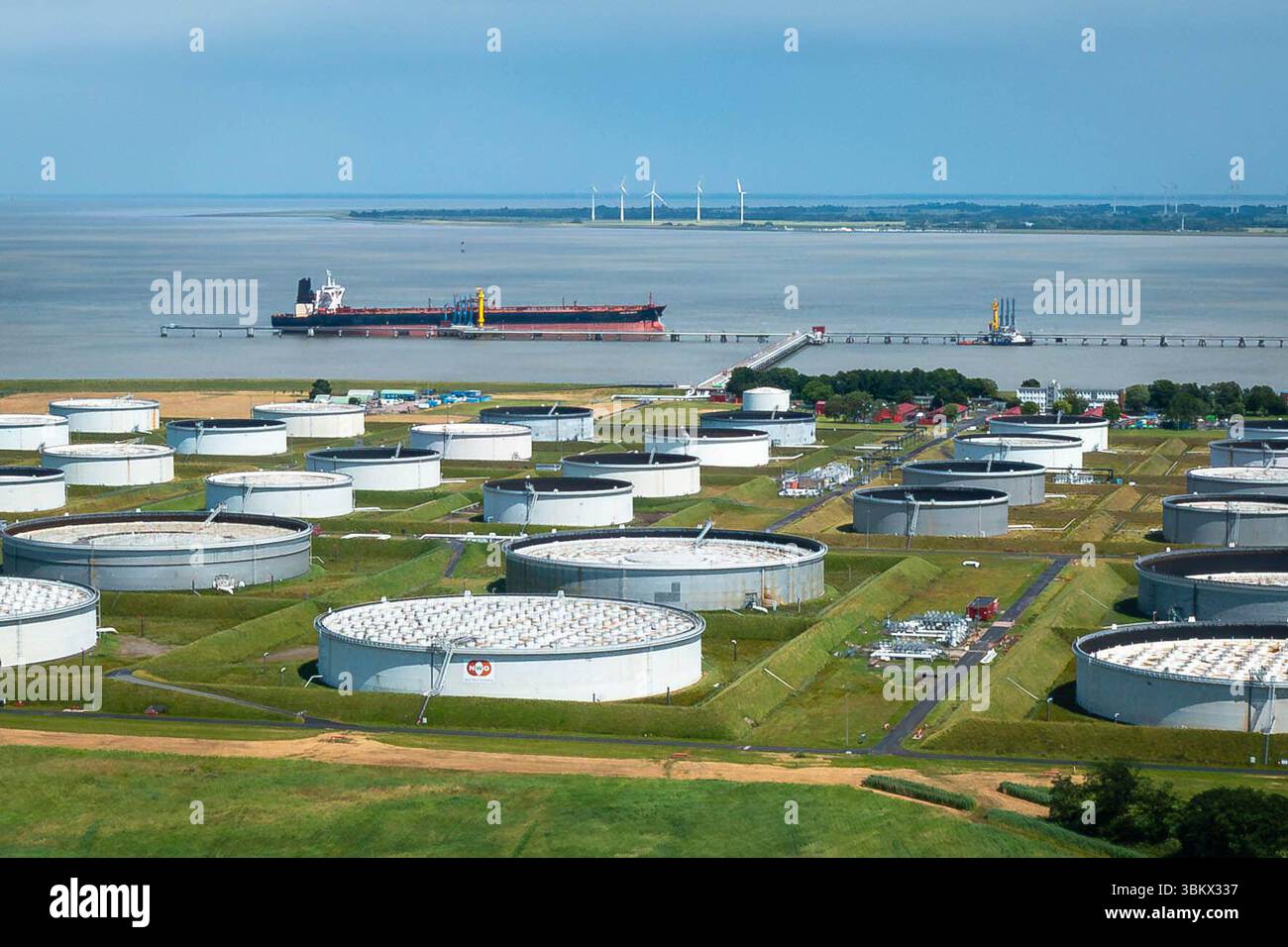 Wilhelmshaven, Germany. 23rd June, 2025. An oil tanker is moored at the ...
