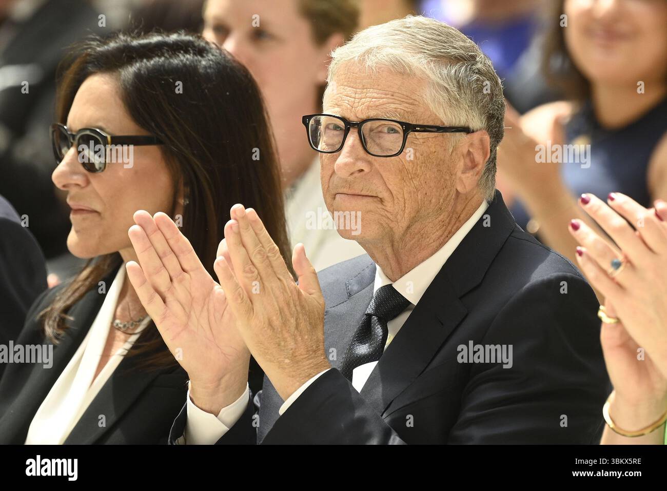 Paula Hurd und Bill Gates bei der Verleihung vom Rathenau Preis am 23. ...