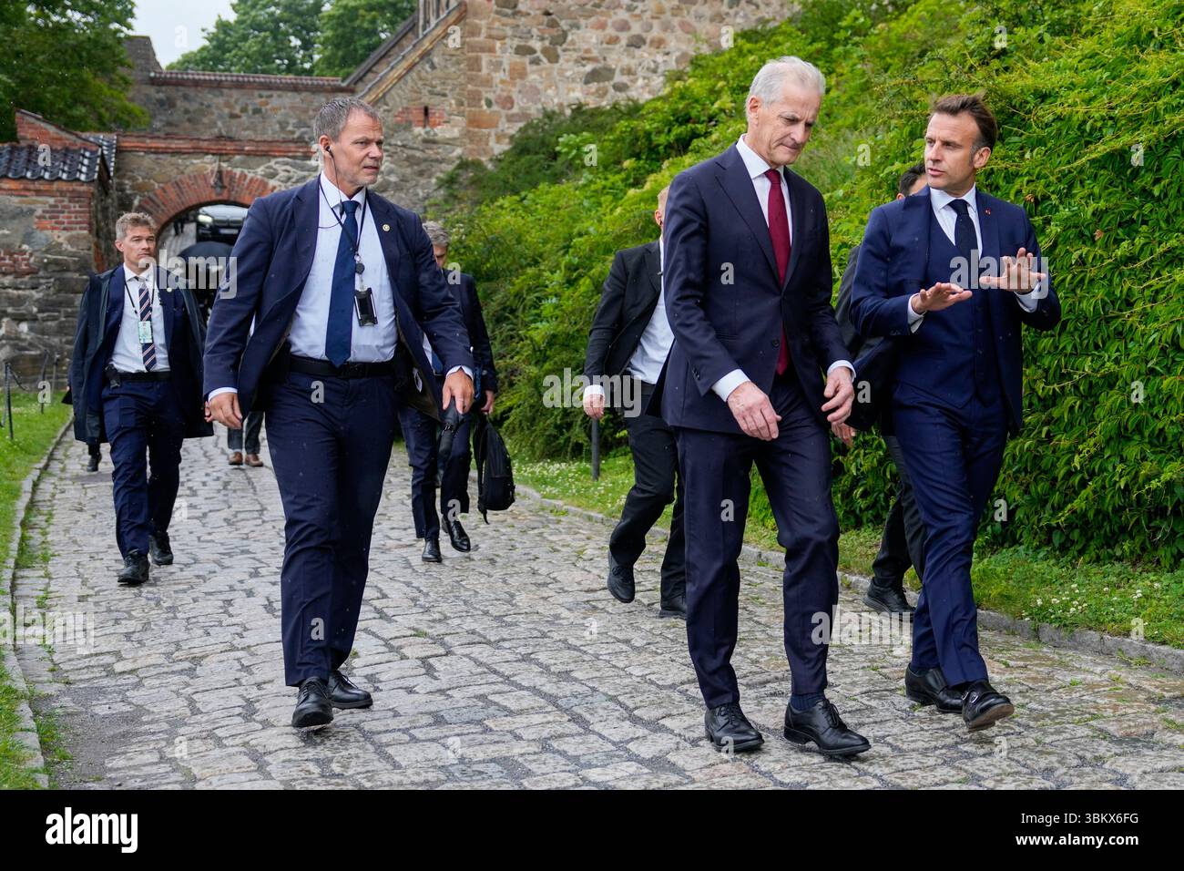 French President Emmanuel Macron, right, and Norway's Prime Minister ...