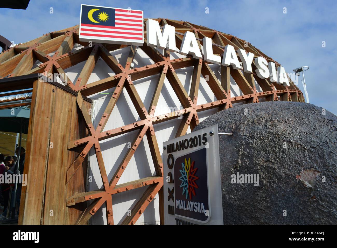 Triangular interlocking wood structure of building resembling ...