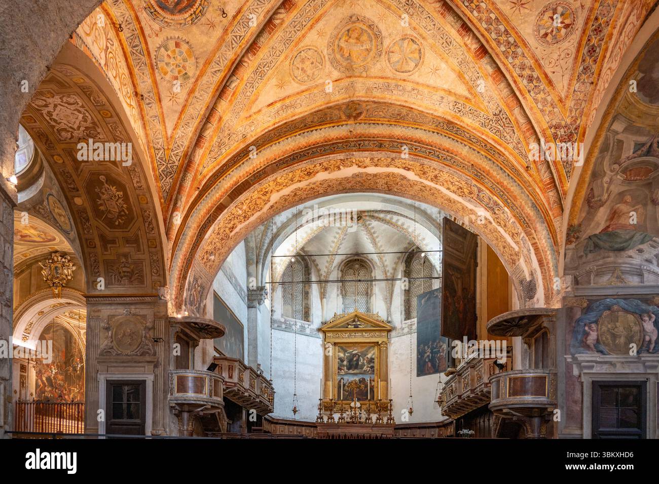 Brescia duomo vecchio inside hi-res stock photography and images - Alamy