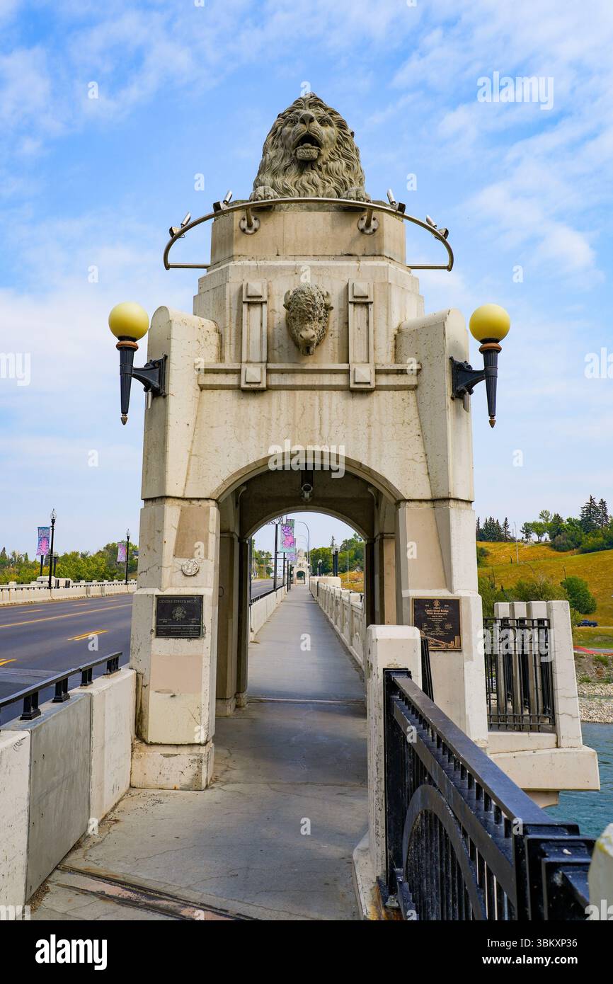 Cast concrete lion on a pavilion of the Centre Street Bridge crossing ...
