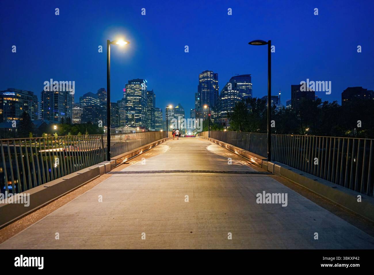 Jaipur Bridge crossing the Bow River from Prince's Island towards ...