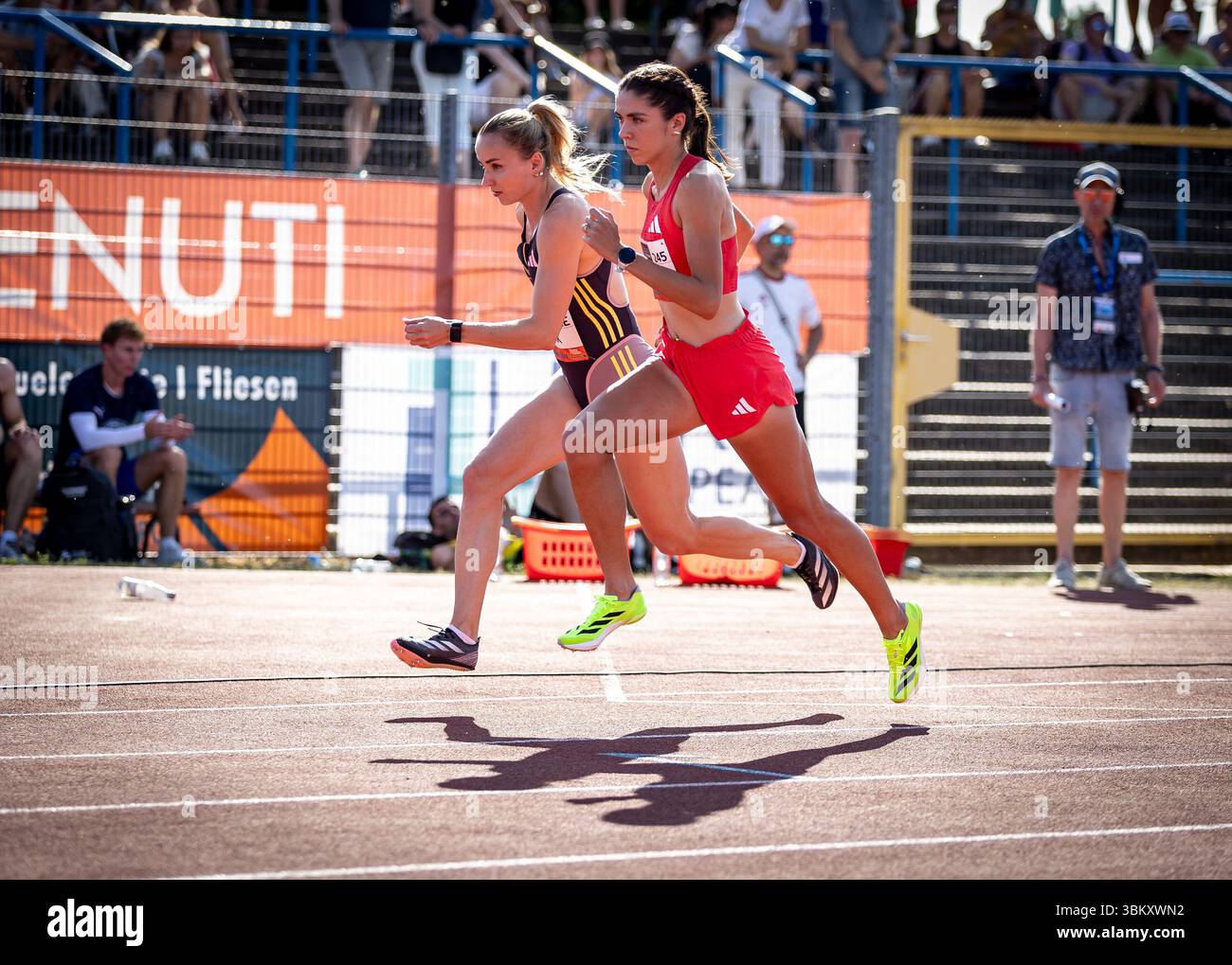 Synchron unterwegs: Tempomacherin Michelle Janiak (GER/SCC Berlin) und Charne Swart (RSA ...