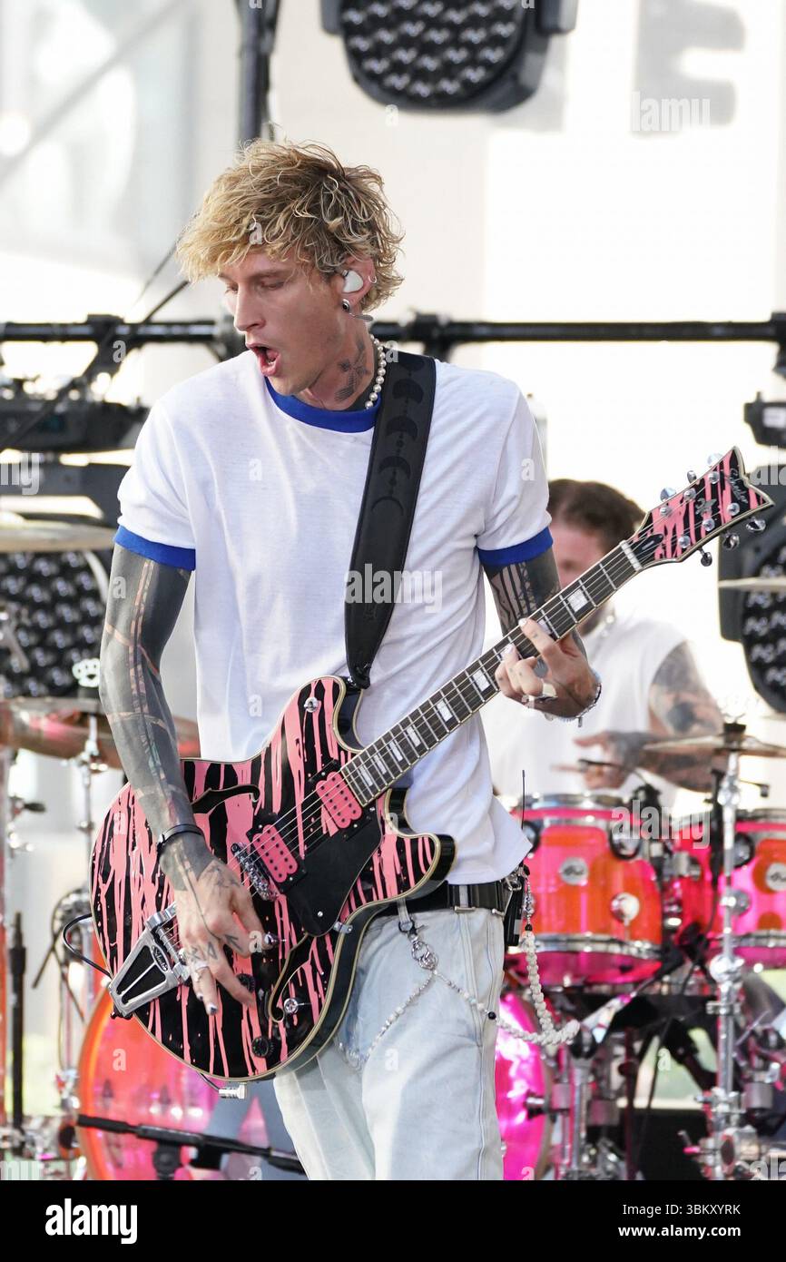 Ny. 20th June, 2025. Machine Gun Kelly on stage for NBC Today Show ...