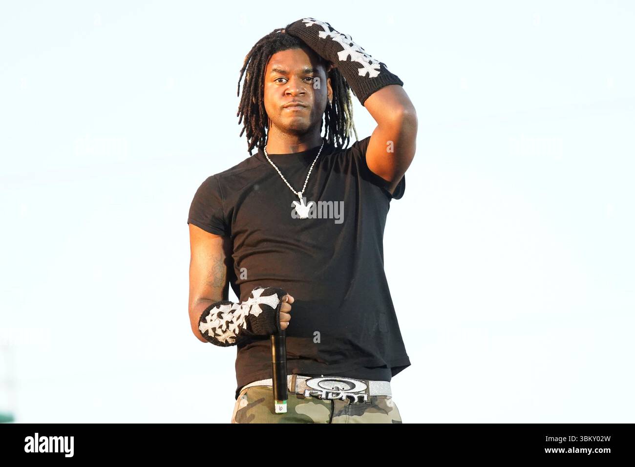 Ken Carson performs during the Summer Smash Music Festival on Sunday ...