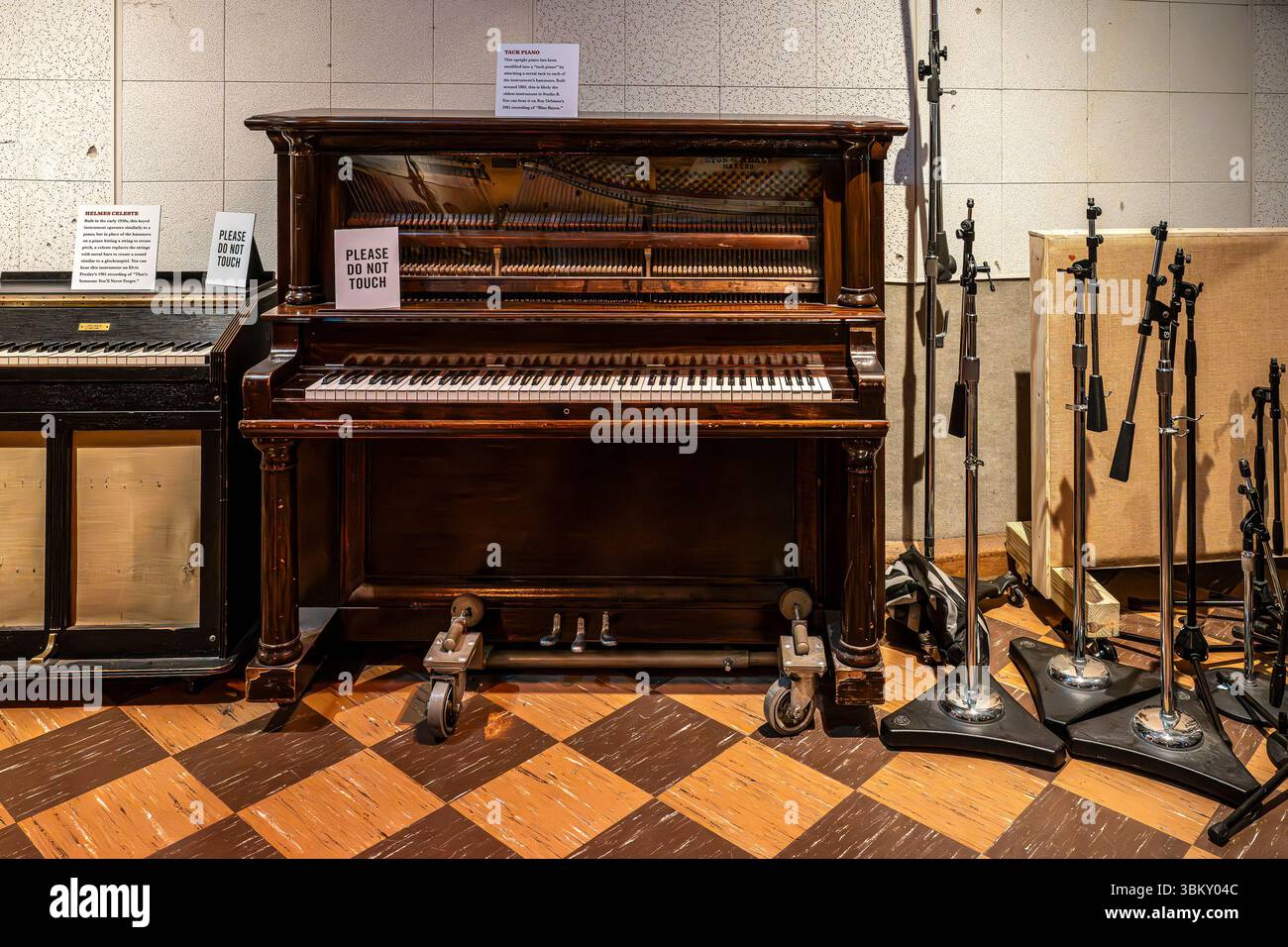 Equipment at Stuido B Stock Photo - Alamy
