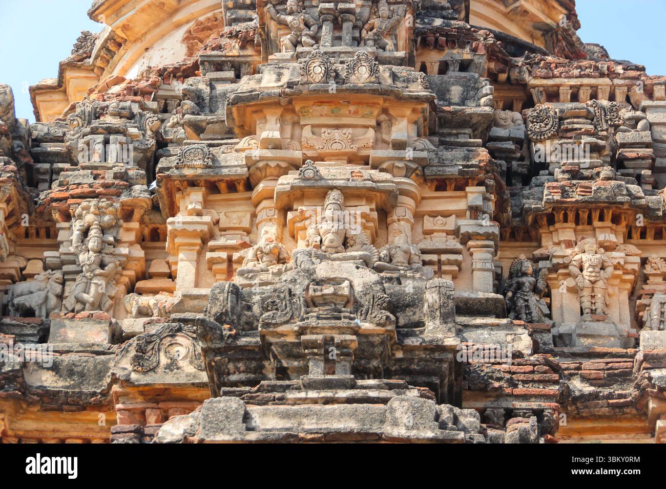 Vimana temple tower hi-res stock photography and images - Alamy