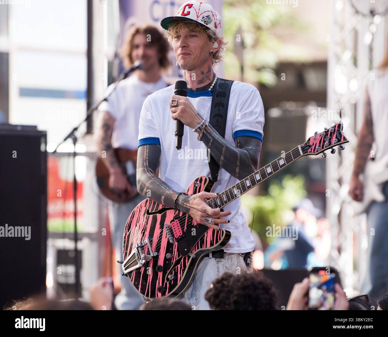 Ny. 20th June, 2025. Machine Gun Kelly, mgk on stage for NBC Today Show ...