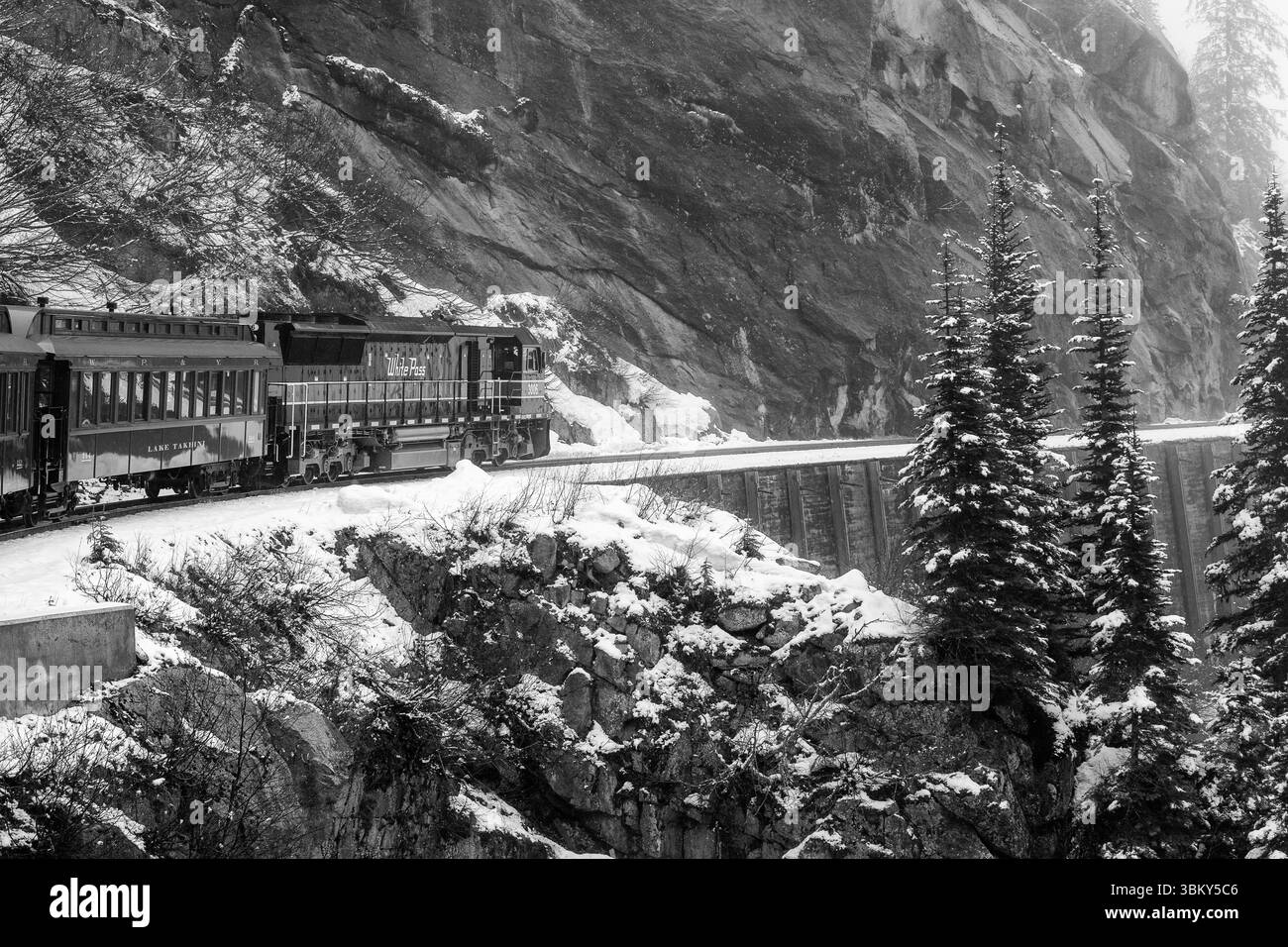 Yukon transportation Black and White Stock Photos & Images - Alamy