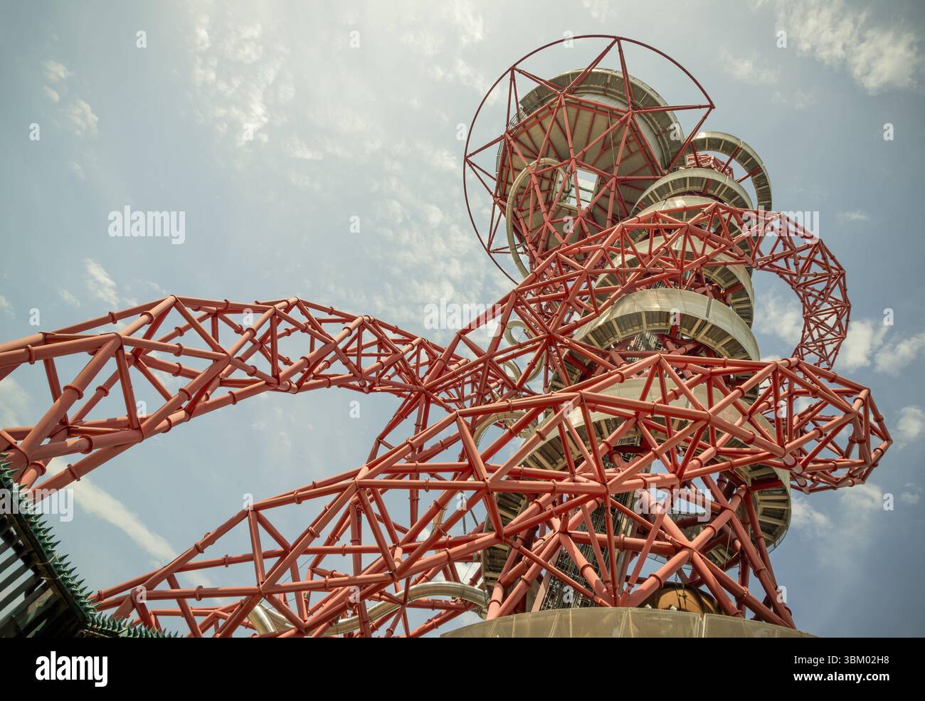 London, UK - Jun 21, 2025 - Looking up view of ArcelorMittal Orbit and ...