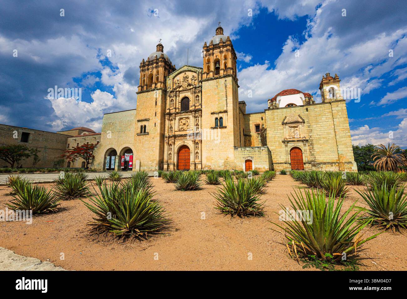 Oaxaca de Juárez, a city in central Mexico, features colonial buildings ...