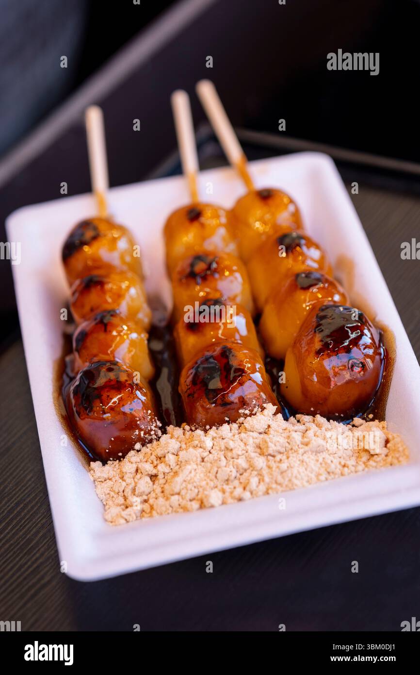Japanese dango rice dumplings hi-res stock photography and images - Alamy