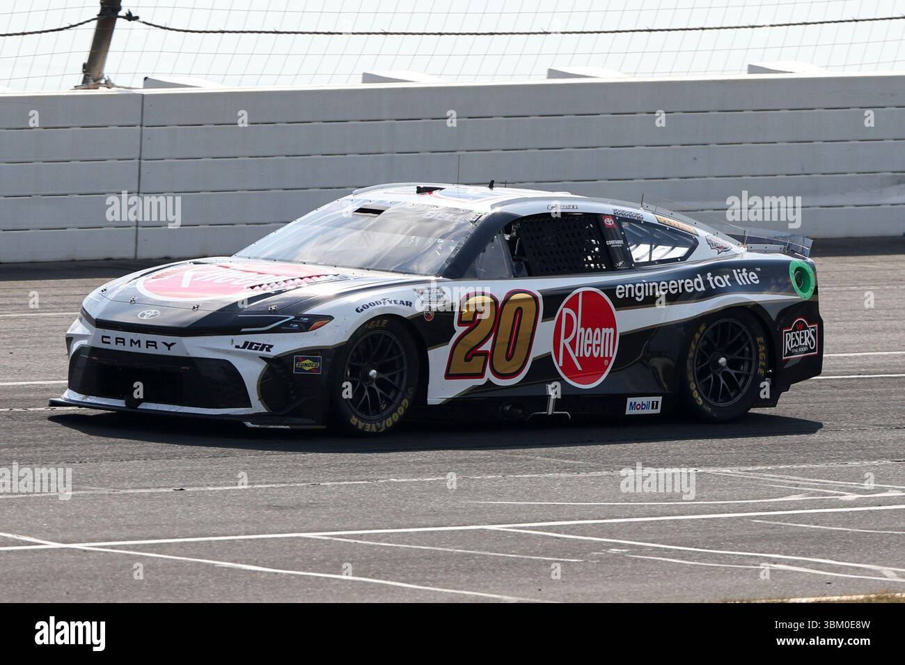 LONG POND, PA - JUNE 22: Christopher Bell (#20 Joe Gibbs Racing Rheem ...