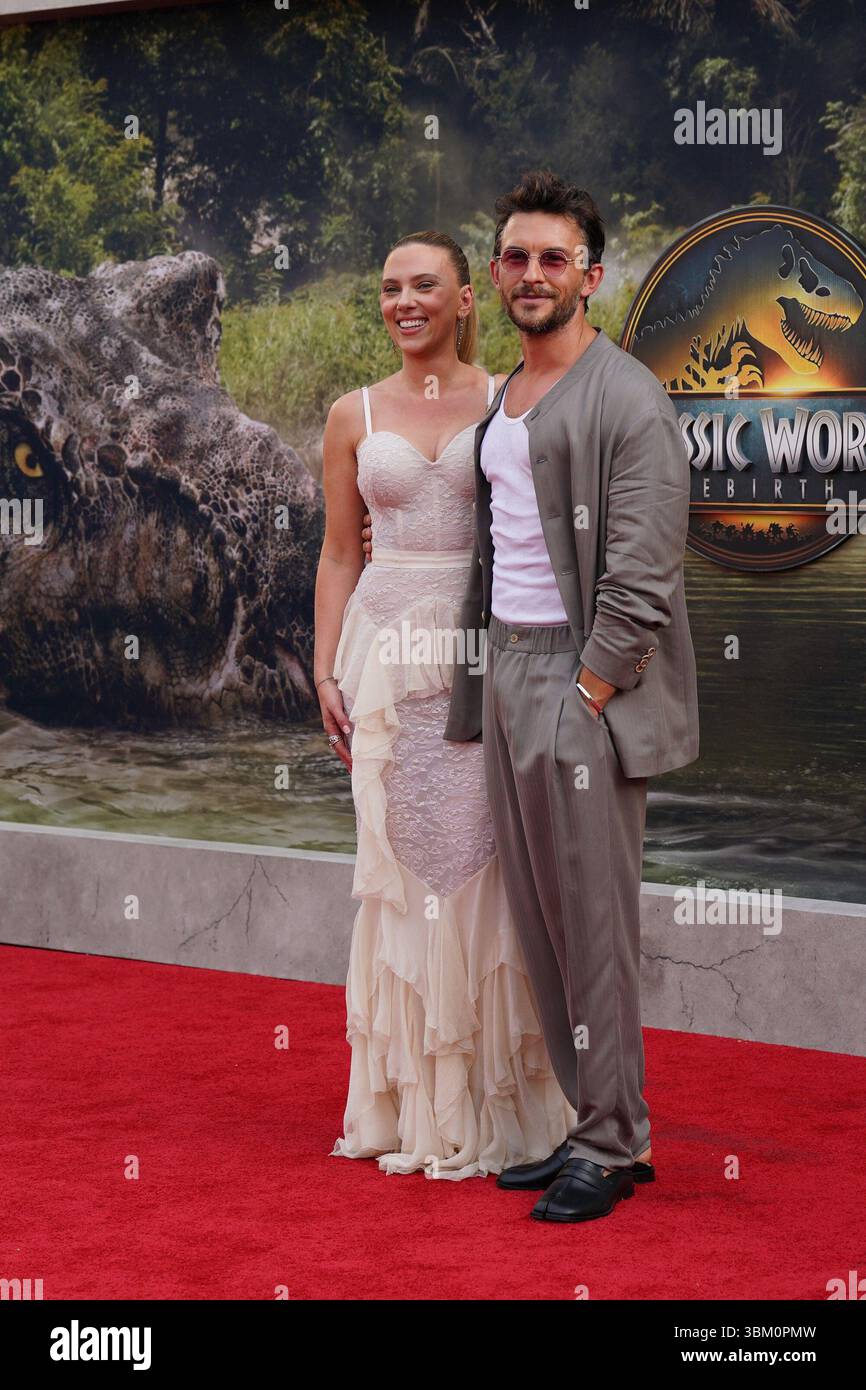Ny. 23rd June, 2025. Scarlett Johansson, Jonathan Bailey at arrivals ...