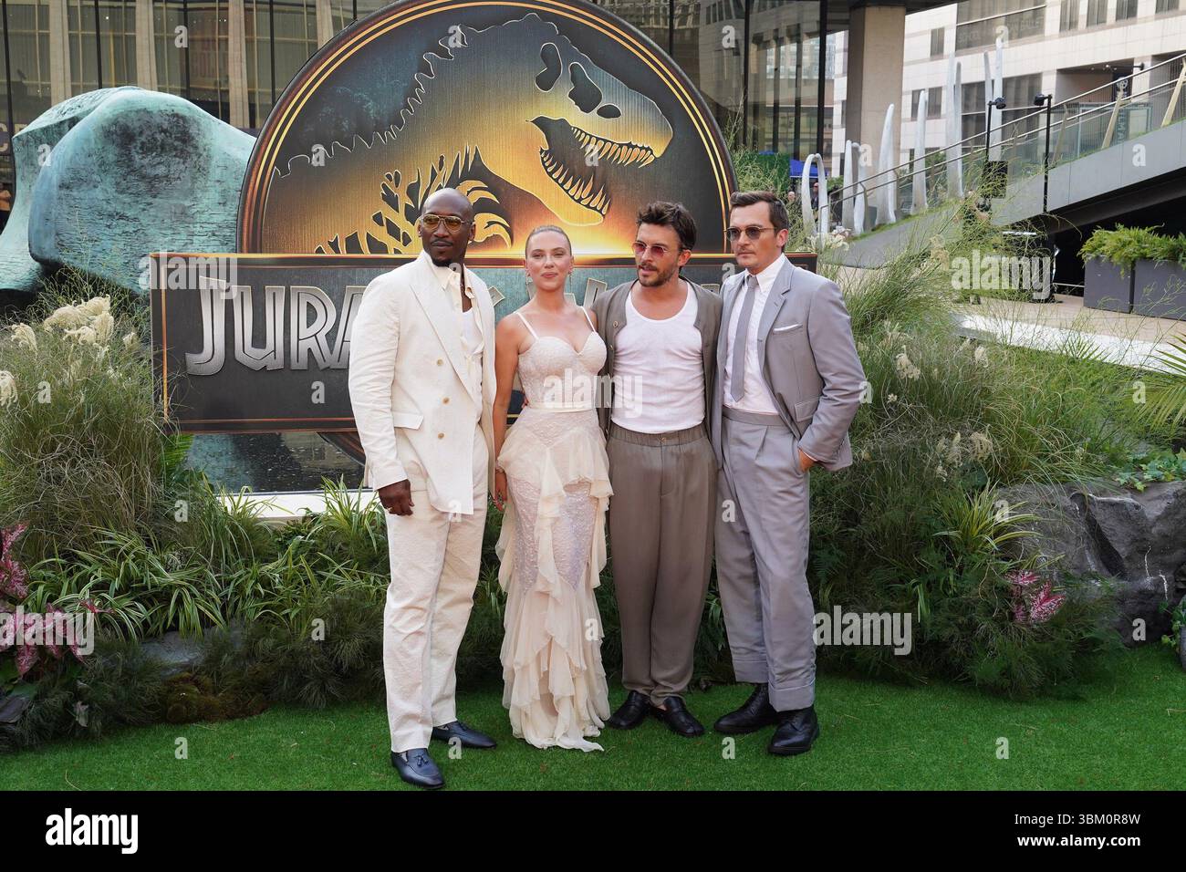 Ny. 23rd June, 2025. Mahershala Ali, Scarlett Johansson, Jonathan ...