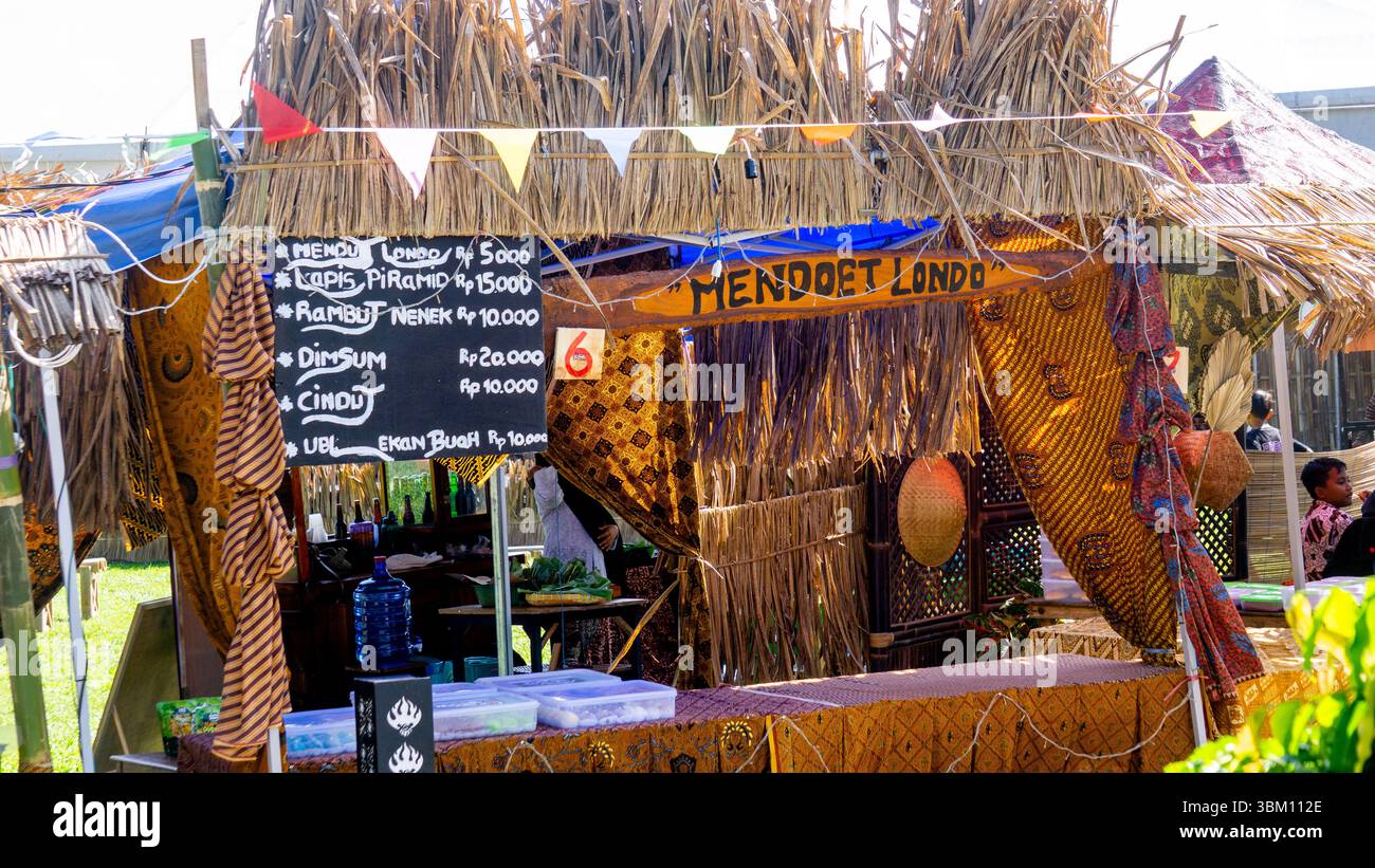 Traditional Indonesian food stalls during the Blitar Jadul bazaar ...