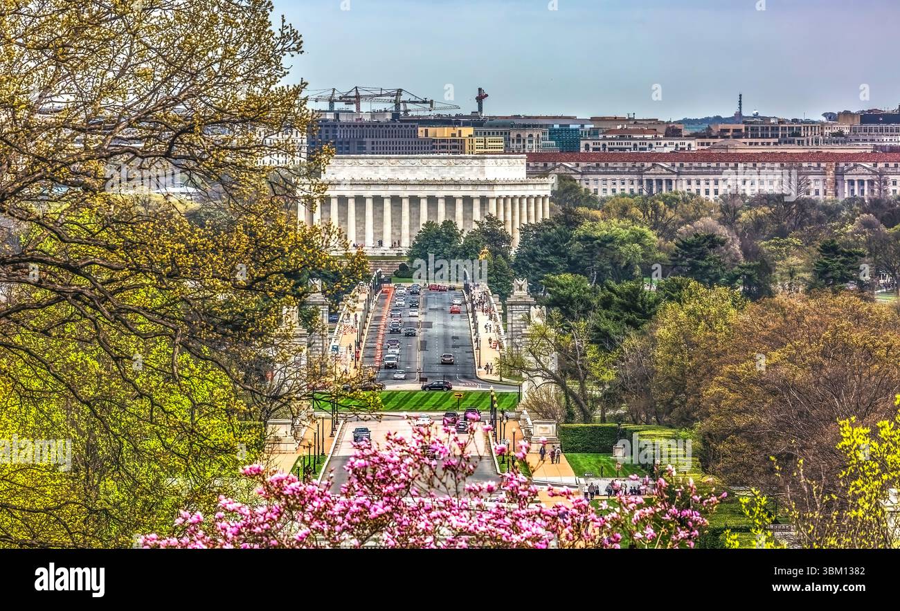 Lincoln Memorial Bridge view from Lee House, Arlington National ...