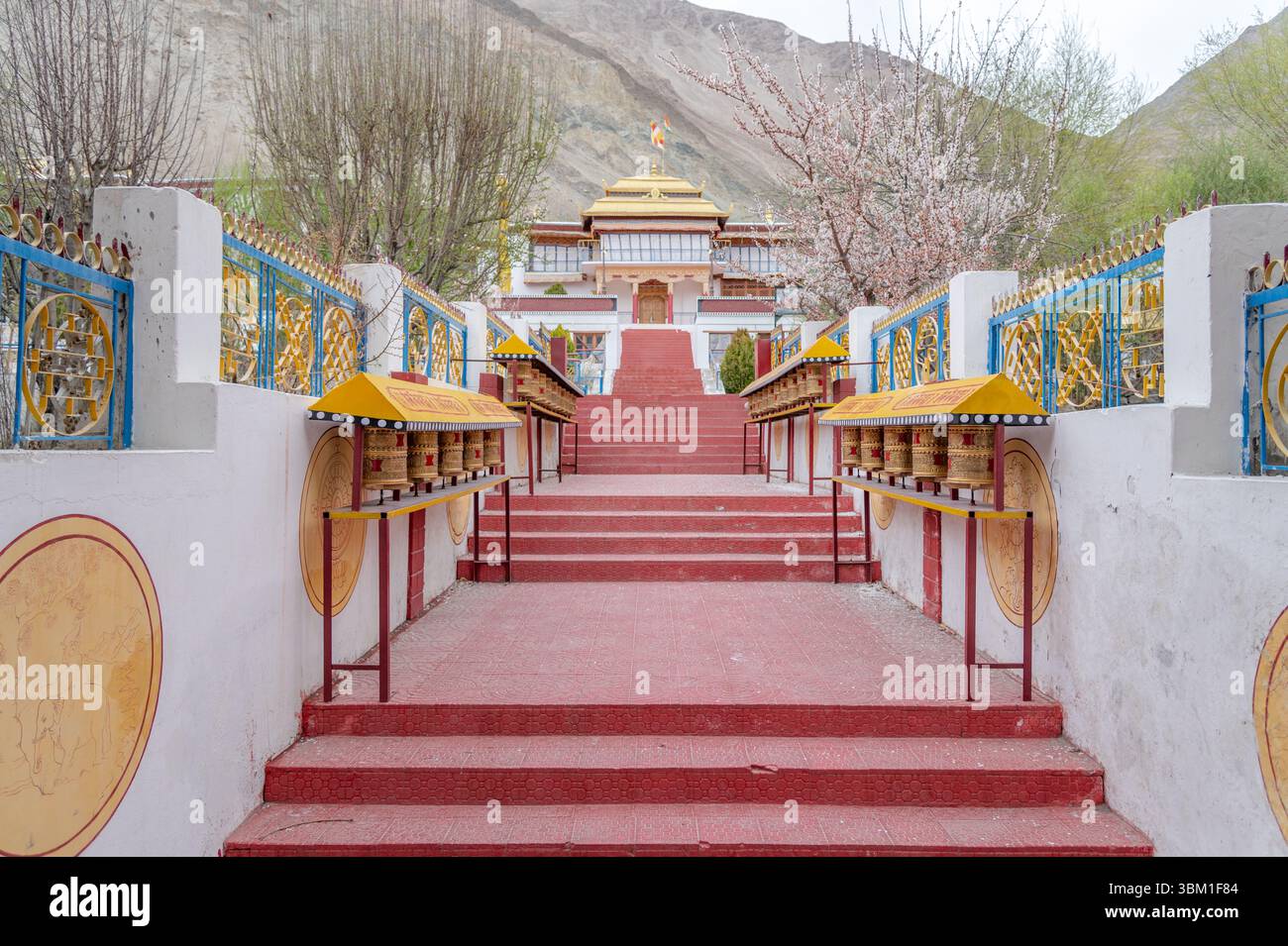 Religious artifacts india hi-res stock photography and images - Alamy