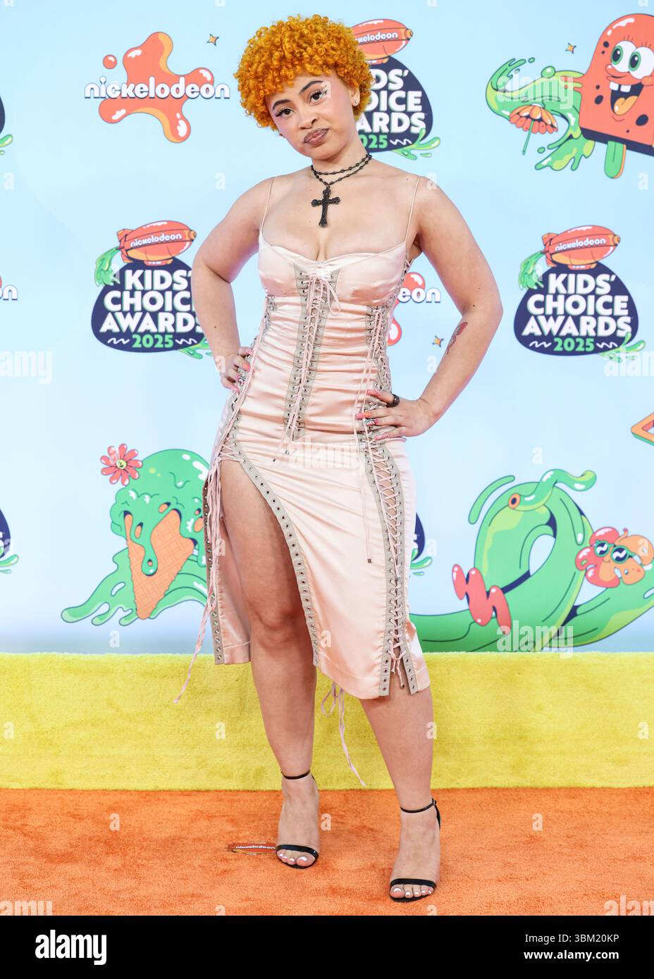 SANTA MONICA, LOS ANGELES, CALIFORNIA, USA - JUNE 21: American rapper ...