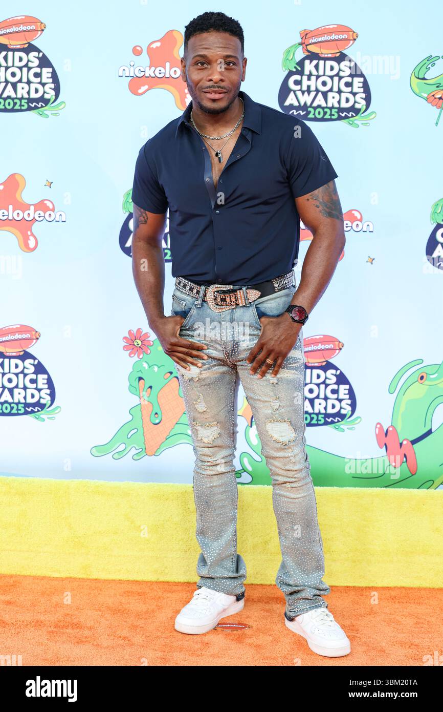 SANTA MONICA, LOS ANGELES, CALIFORNIA, USA - JUNE 21: American actor ...