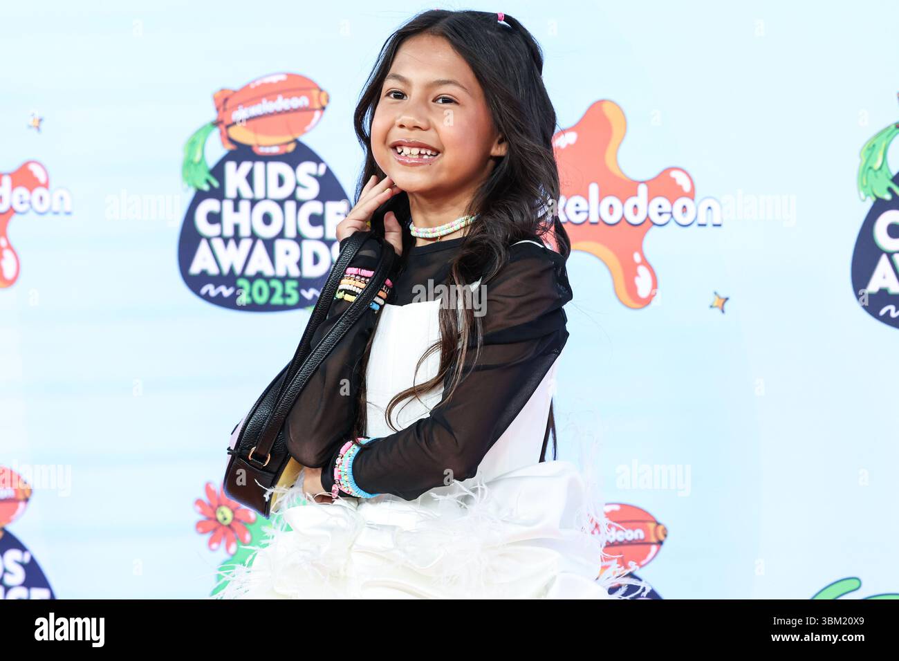 SANTA MONICA, LOS ANGELES, CALIFORNIA, USA - JUNE 21: Hawaiian child ...