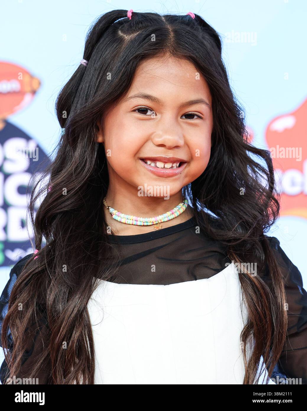 SANTA MONICA, LOS ANGELES, CALIFORNIA, USA - JUNE 21: Hawaiian child ...