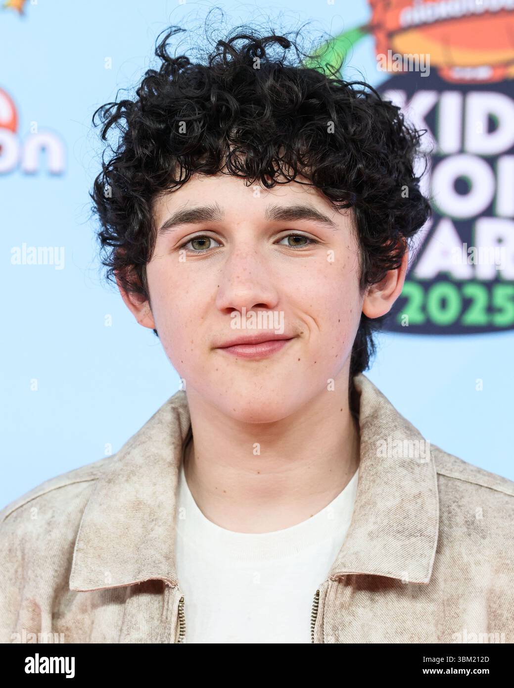 SANTA MONICA, LOS ANGELES, CALIFORNIA, USA - JUNE 21: American actor ...