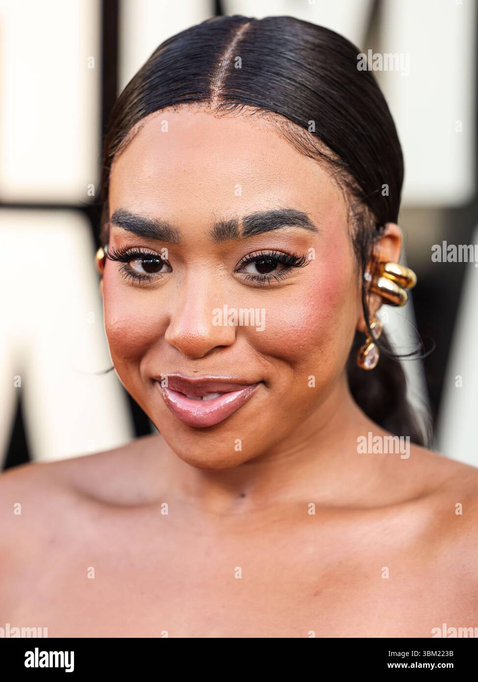 BEVERLY HILLS, LOS ANGELES, CALIFORNIA, USA - JUNE 20: American actress ...