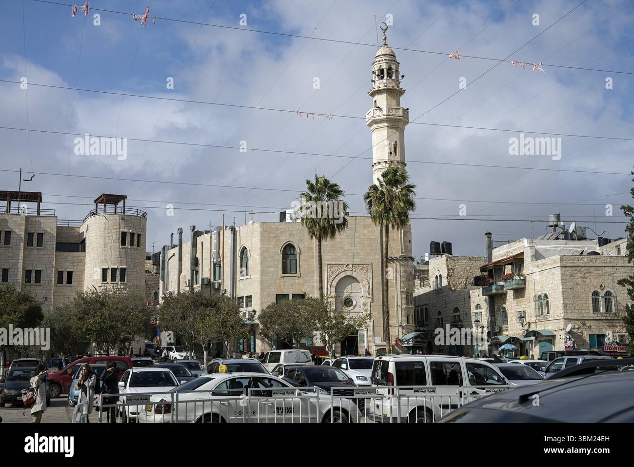 Torre alta y esbelta hi-res stock photography and images - Alamy