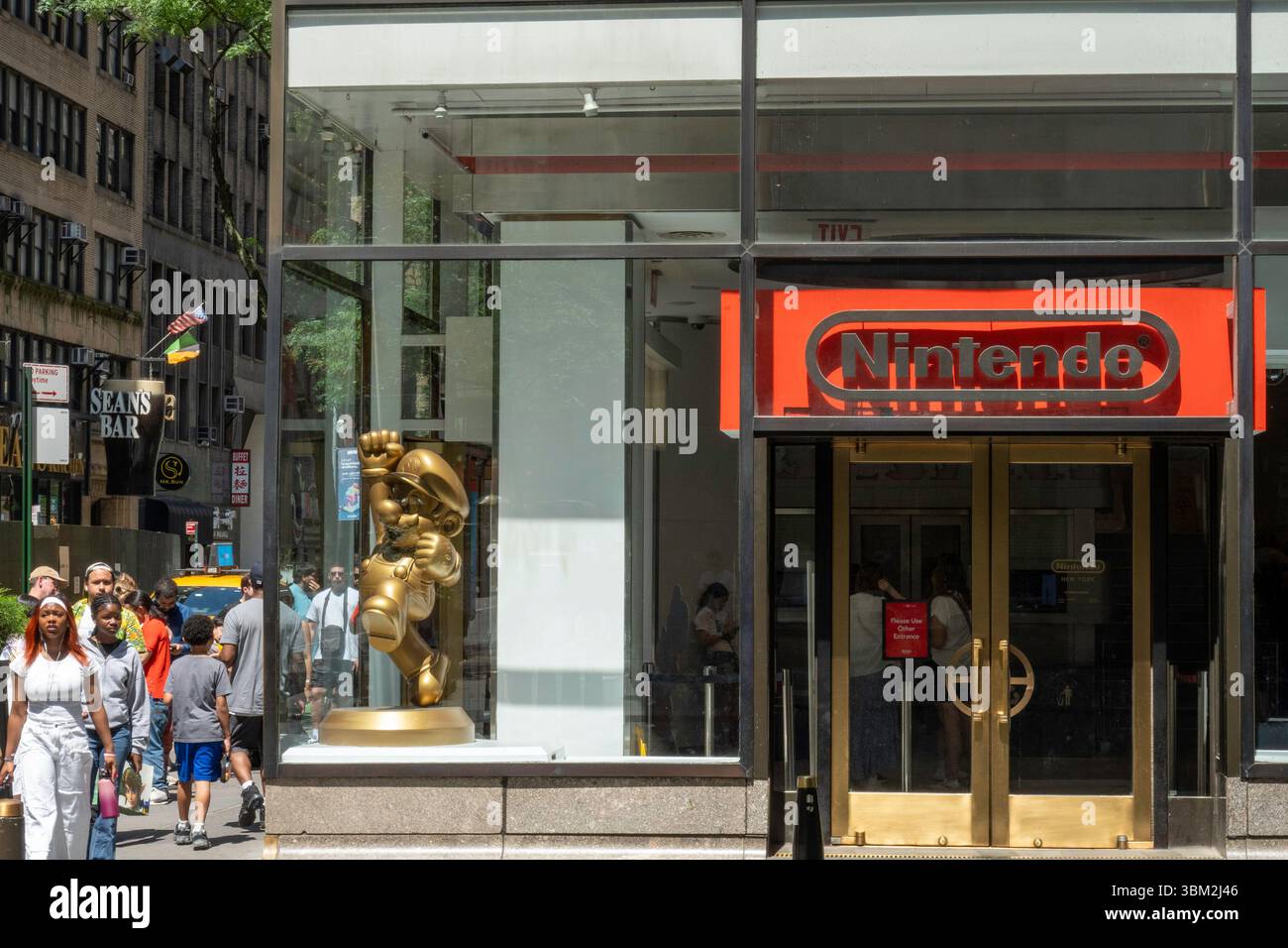 The Nintendo New York store in Rockefeller Center is a popular ...